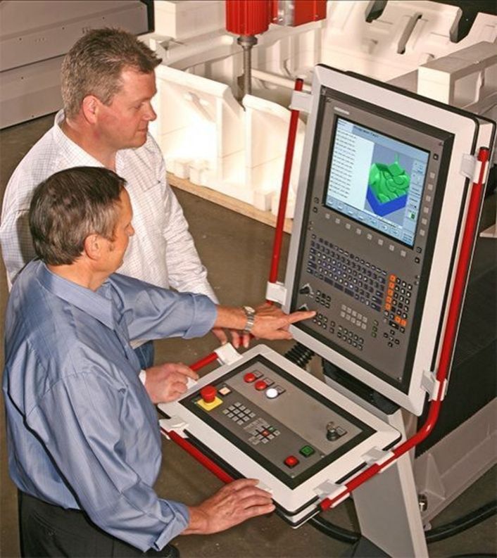 Training for milling machine operators | Basic and advanced training